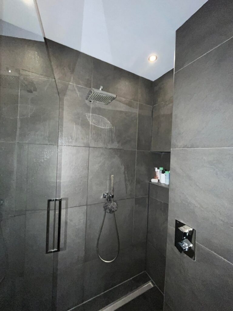 Gravin van Sulzbachstraat, Bavel - Rotsvast